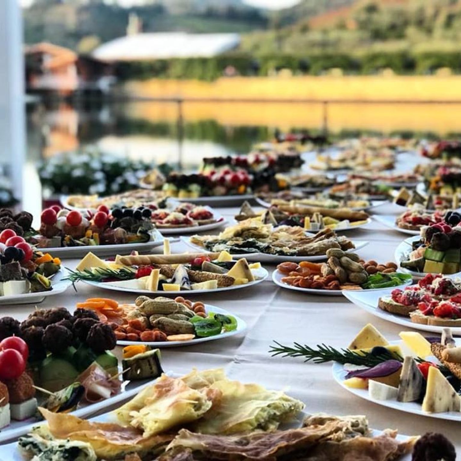 Albanian Food - Eat Traditional Food | Sondor Travel